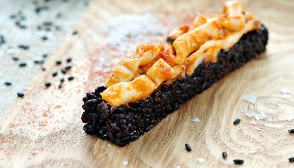 Recept 'Cassoulet met gepaneerde varkenspoten' | njam!